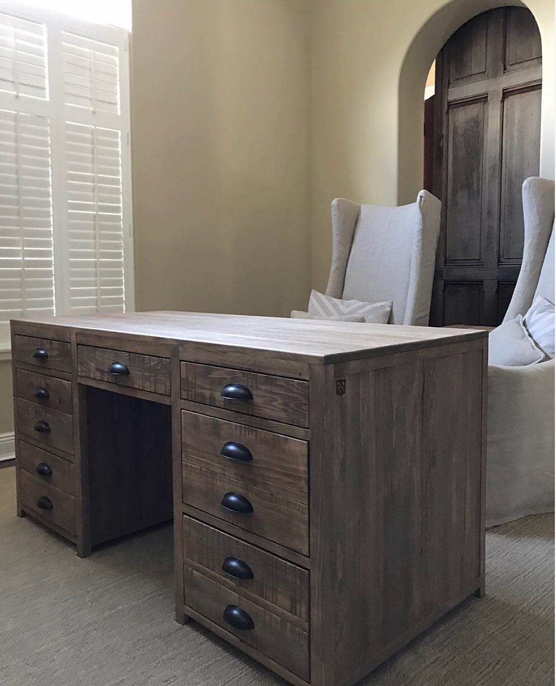 desk1